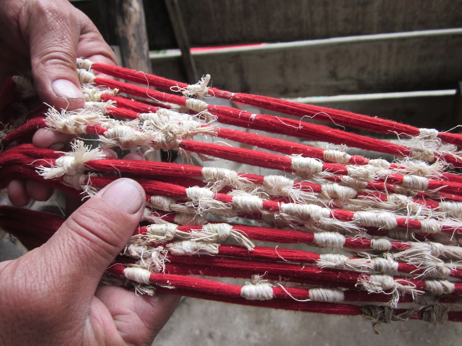 A look into traditional Ecuadorian textiles – Wandering Joy